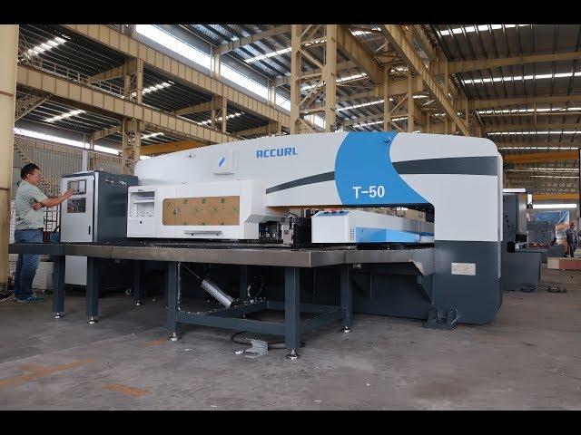 CNC hidrouliese rewolwer pers vir 30 ton cnc pons pers masjien - ACCURL